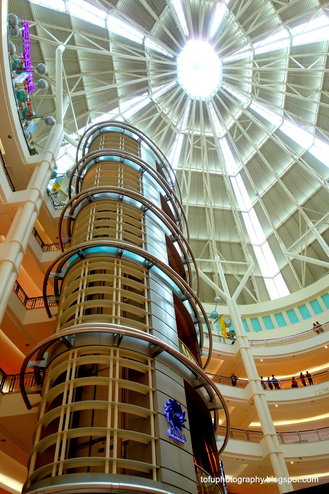 Tofu Photography: Shopping centre atrium