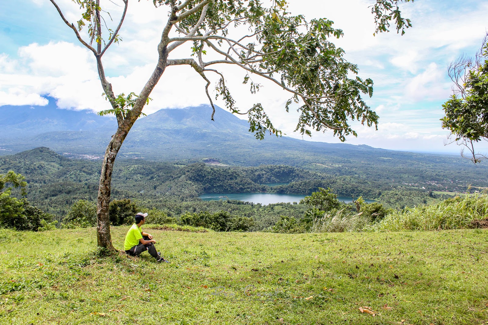 The Man of Stills: Nagcarlan and Beyond: Four Lakes and a Grassy Summit ...