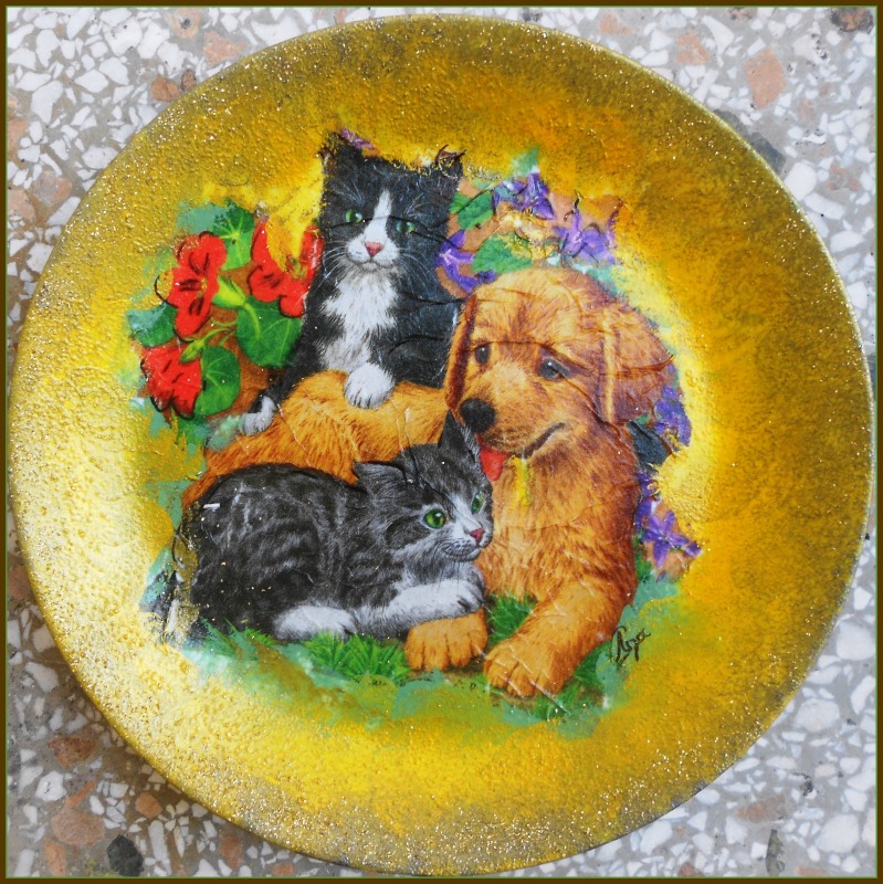 lila365idees: DECOUPAGE ΣΕ ΠΙΑΤΟ ΜΕ ΕΙΚΟΝΑ ΖΩΩΝ (DECOUPAGE IN PLATE ...
