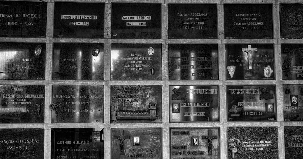 The Cosy Traveler: The Most Beautiful Crypt (and Cemetery) in Brussels