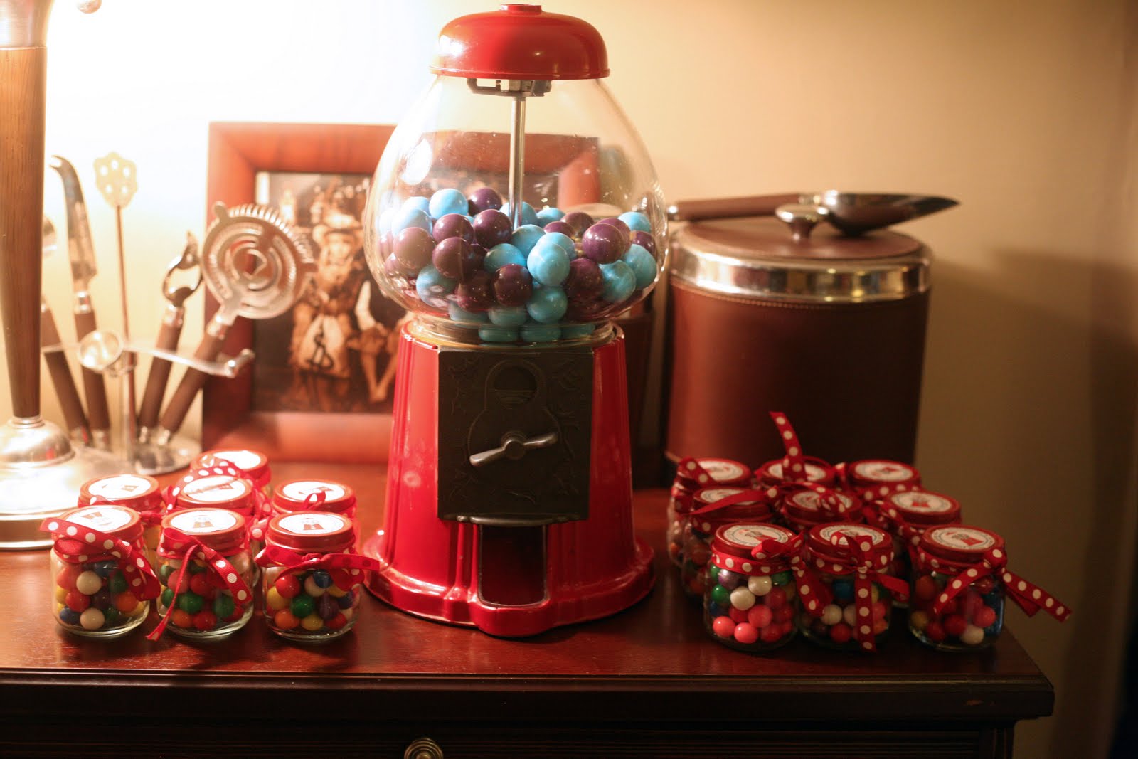 D.I.Y. Louisville: Bubble Gum Birthday Party