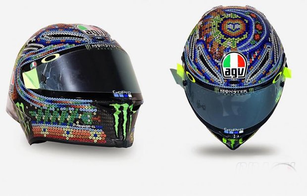 Valentino Rossi Pamer Desain Helm Terbaru - Berita Bola Dan Togel Online