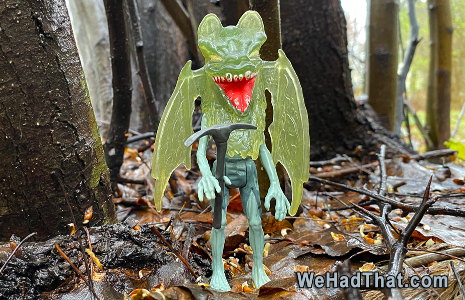 Action Figure Overview: Swamp Thing - Skinman (Kenner, 1990)