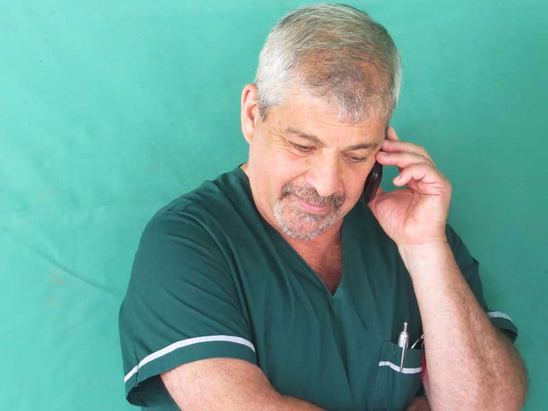 El Dr. Islas es, desde hoy, director interino del Hospital