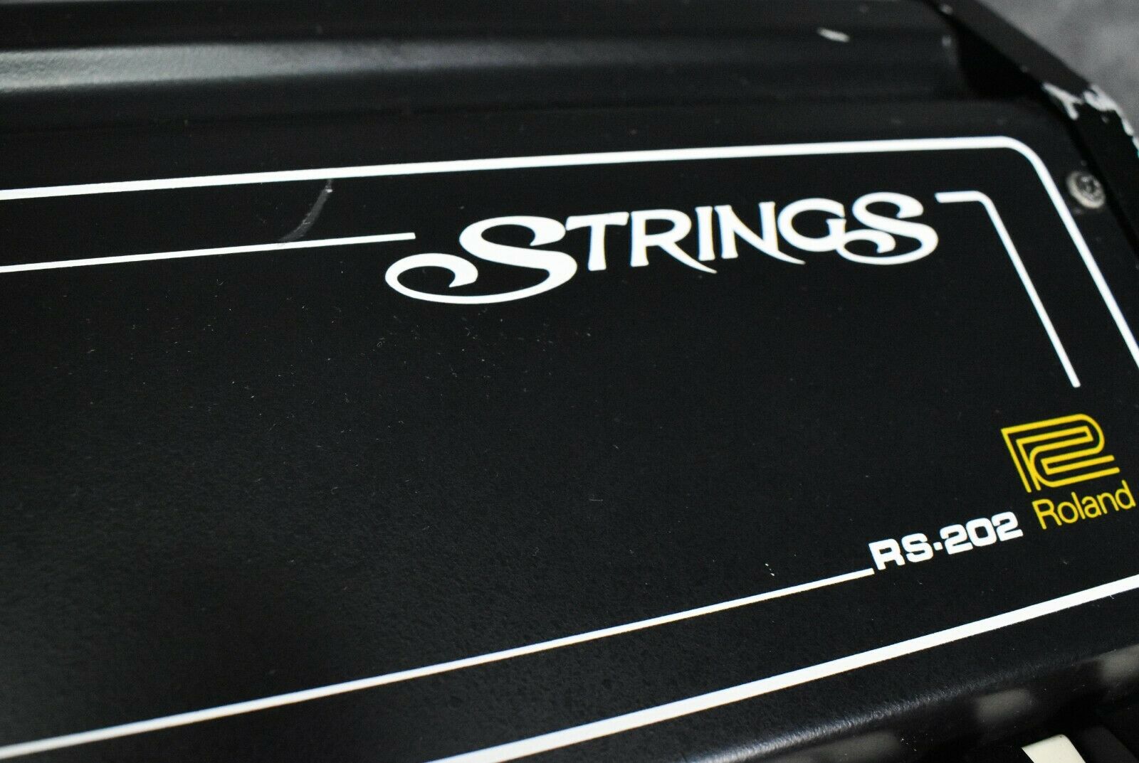 MATRIXSYNTH: Roland RS-202 Strings Synthesizer SN 331994