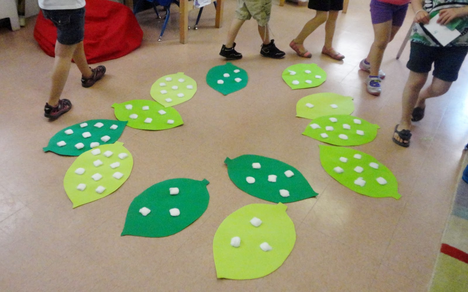 My Catch A Star Classroom!: Ladybug Math Game