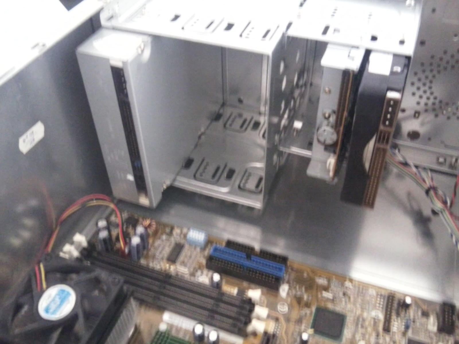 TODO SOBRE PC, PROGAMAS, SMARTPHONE....: Montaje de pc paso a paso.