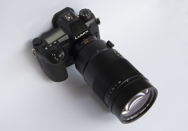 LEICA Barnack Berek Blog: LEICA DG ELMARIT 200 MM F2.8 POWER O.I.S ...