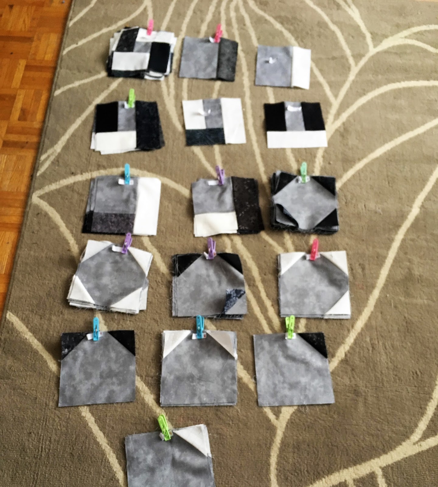 Dresden Quilter: Interlocking Chains