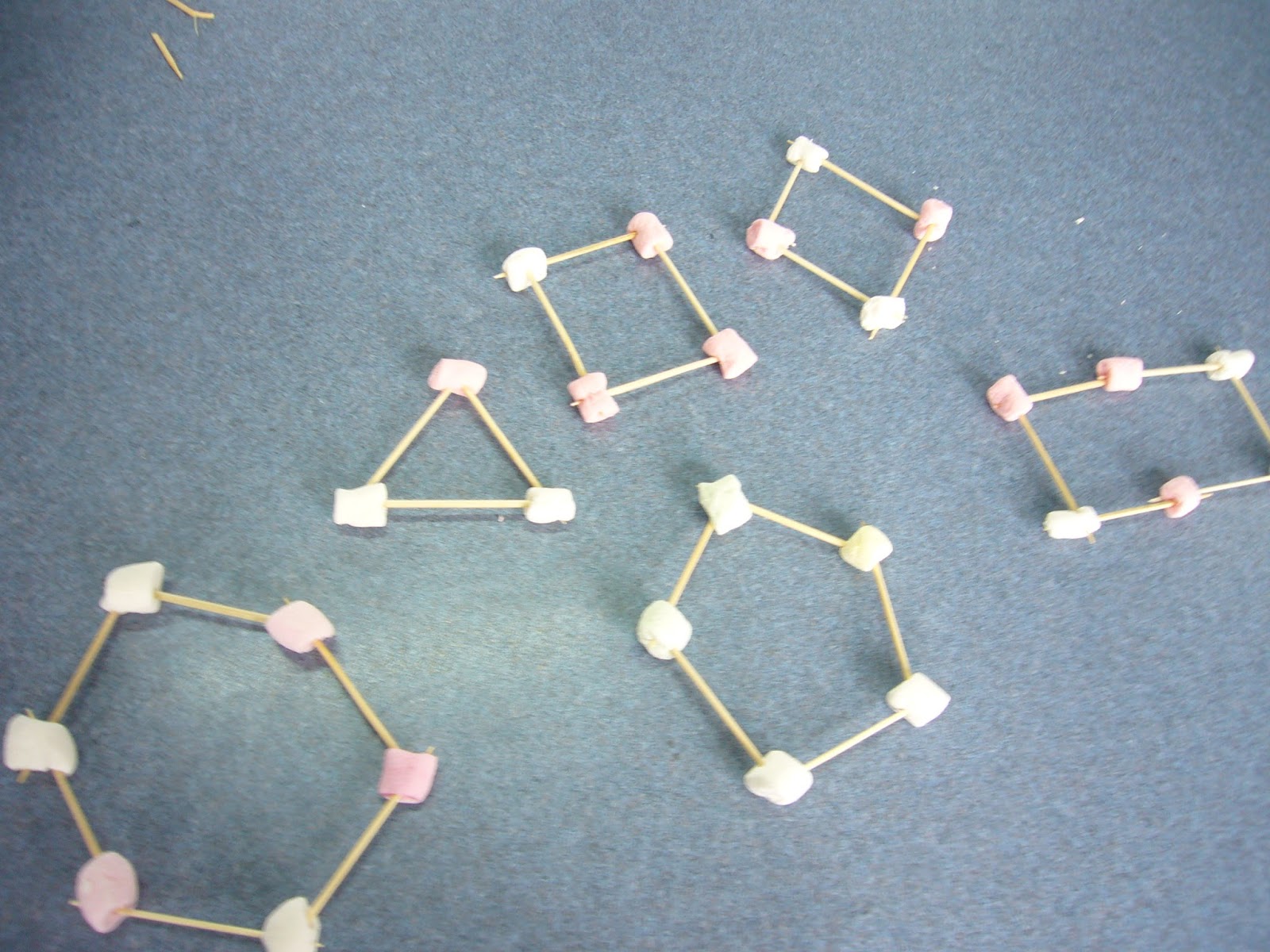 Room 2 Hope School: 2D shapes with Marshmallows