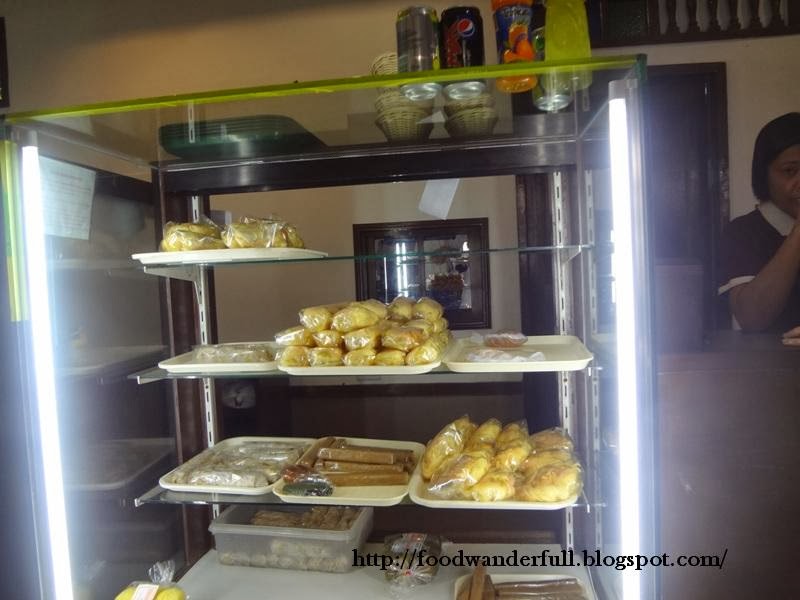 Food Wander: El Ideal Bakery the oldest bakery in Silay City