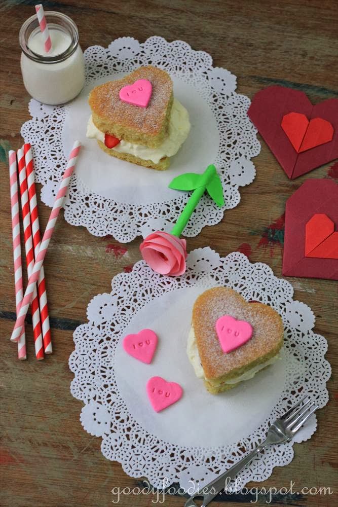 GoodyFoodies: Recipe: Valentine's Mini Heart Cakes + Happy Valentine's Day!