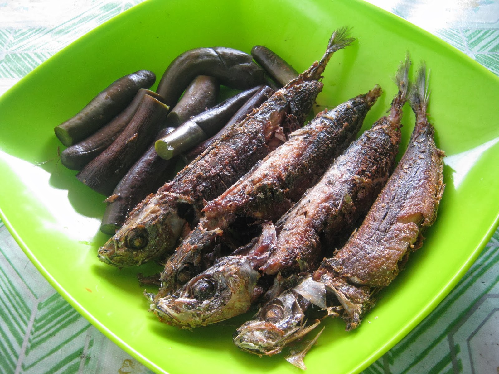 OMG I'm Cooking!: Fried Galungong and Talong