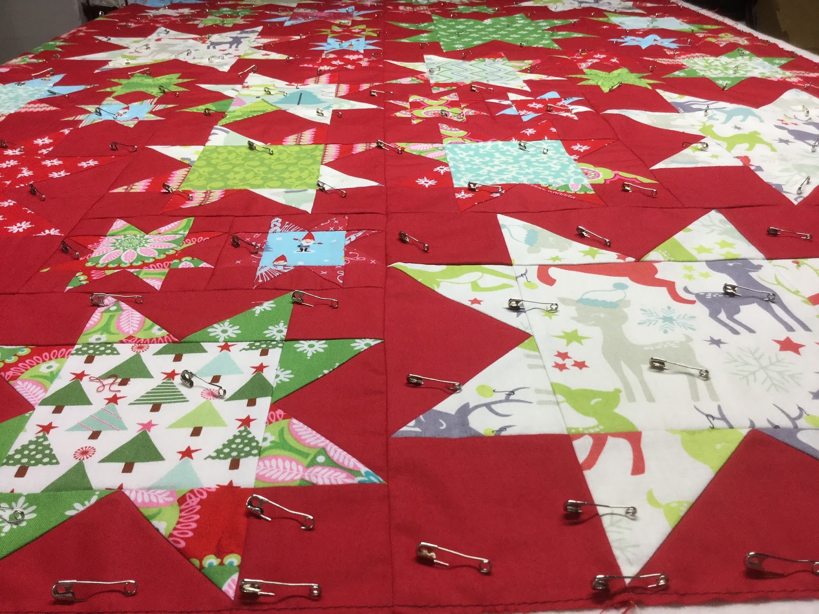Cotton Cellar: Christmas Star Quilt