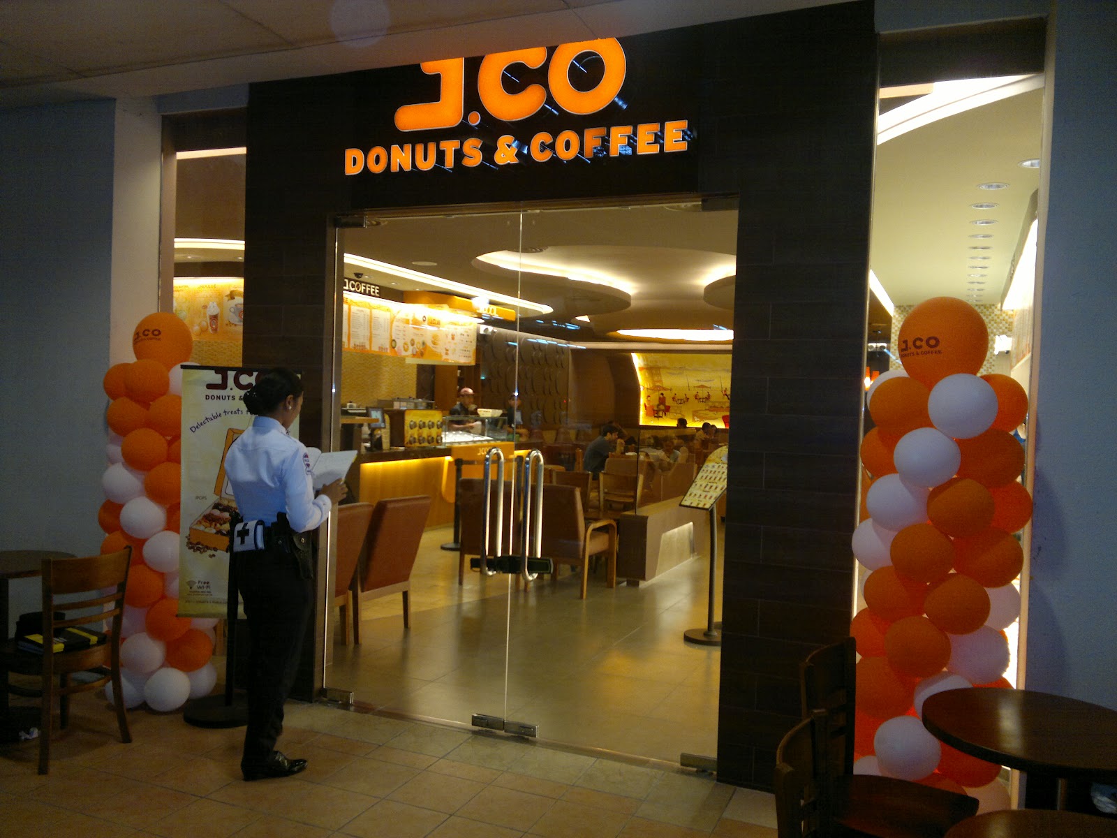 J.Co Donuts and Coffee Philippines - Big Beez Buzz