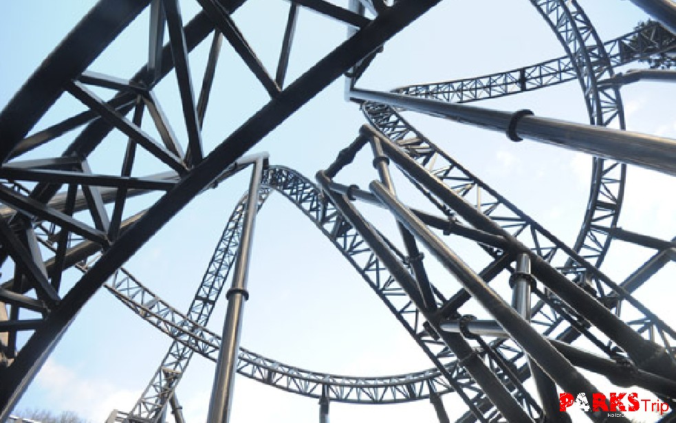 The Smiler : L’attraction la plus terrifiante au monde - PARKS Trip