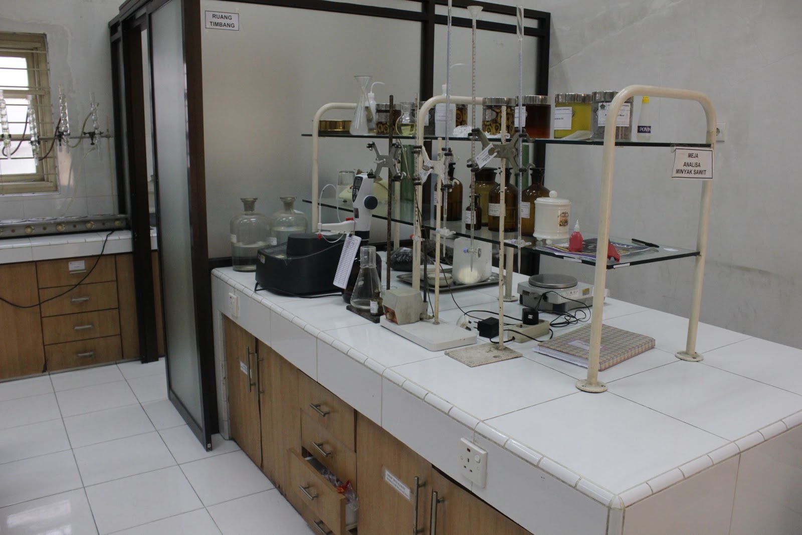 Fungsi Kontrol laboratorium ~ Palm Oil Industry