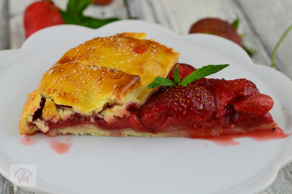 Tarta rustica cu capsuni - CAIETUL CU RETETE