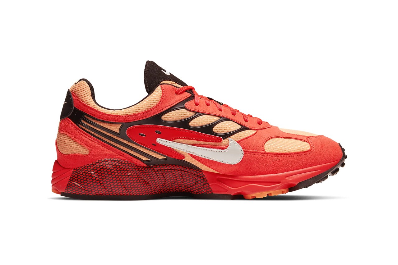 Nike Air Ghost Racer "Bright Crimson/Black" - Planet of the Sanquon