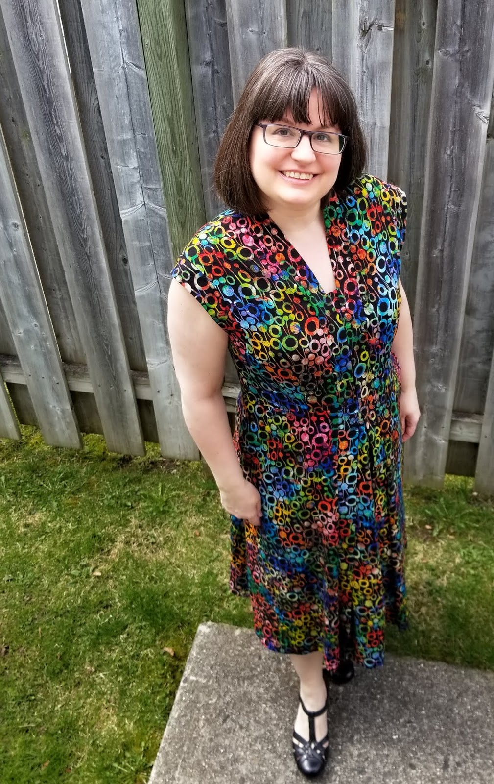 Following The Thread: Vogue 1671 in Multicolour Rayon