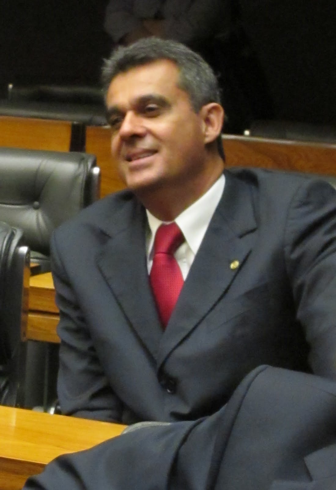 Blog Demais: Sérgio Brito permanece como presidente da Comissão de ...