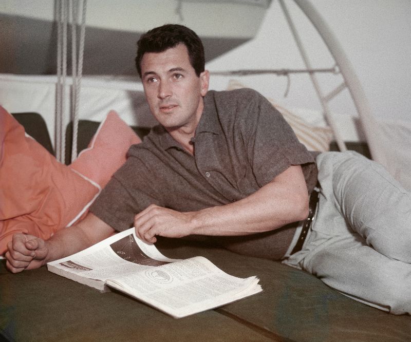 20 Color Portraits of a Young and Handsome Rock Hudson From the 1940s ...