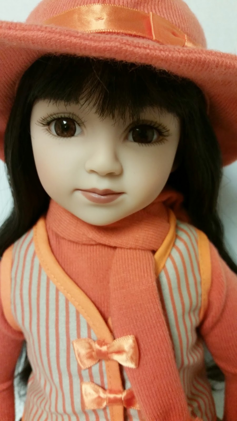 Never Grow Up: A Mom's Guide to Dolls and More: Maru and Friends Maru ...