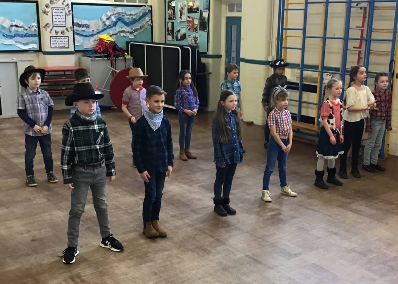 Sheffield Children's University: #SCUChallenge 64 - Line Dancing!