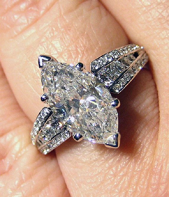 Wedded Bliss: Ring Ring RINGS