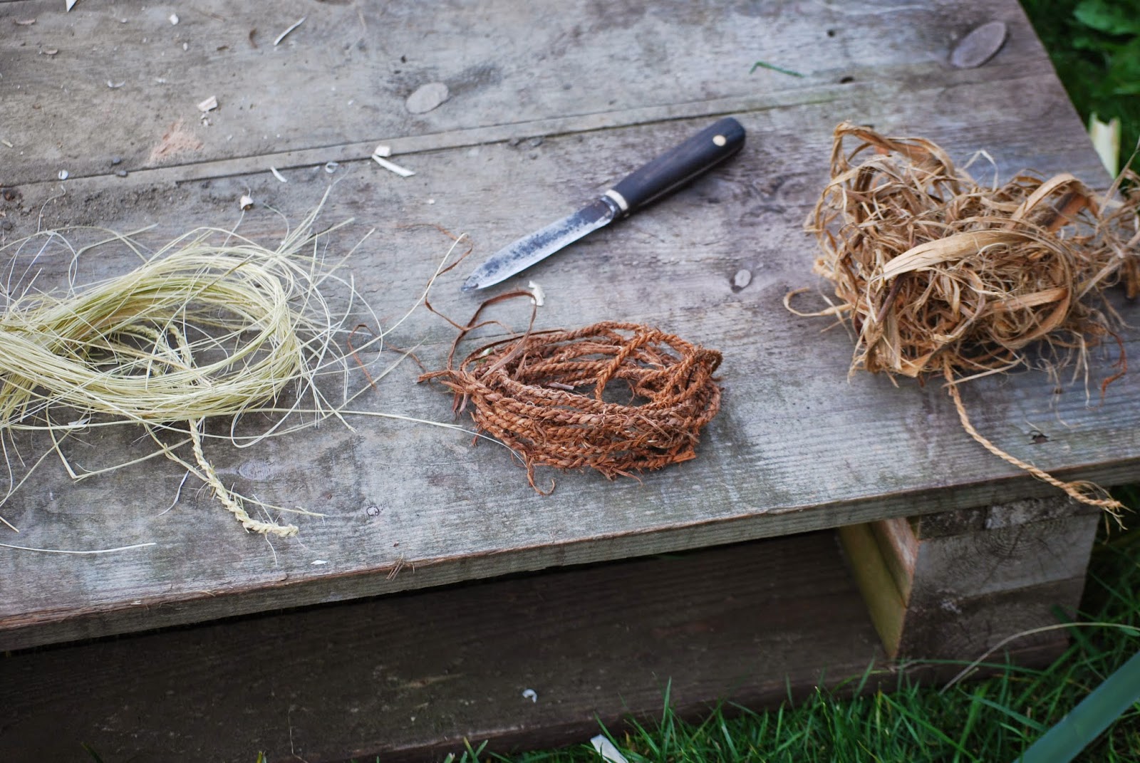 Bushcraft Education : Bushcraft Basics; Cordage