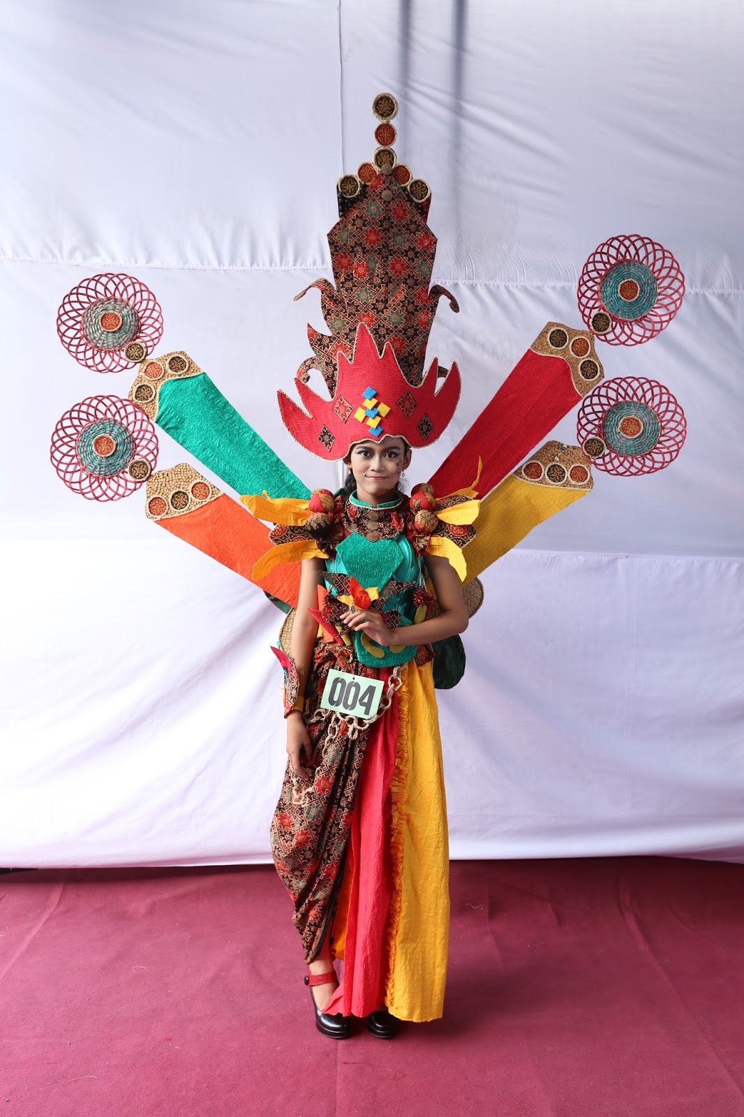 PARIWISATA DAN KEBUDAYAAN KOTA PEKALONGAN: Festival Kostum Karnaval ...