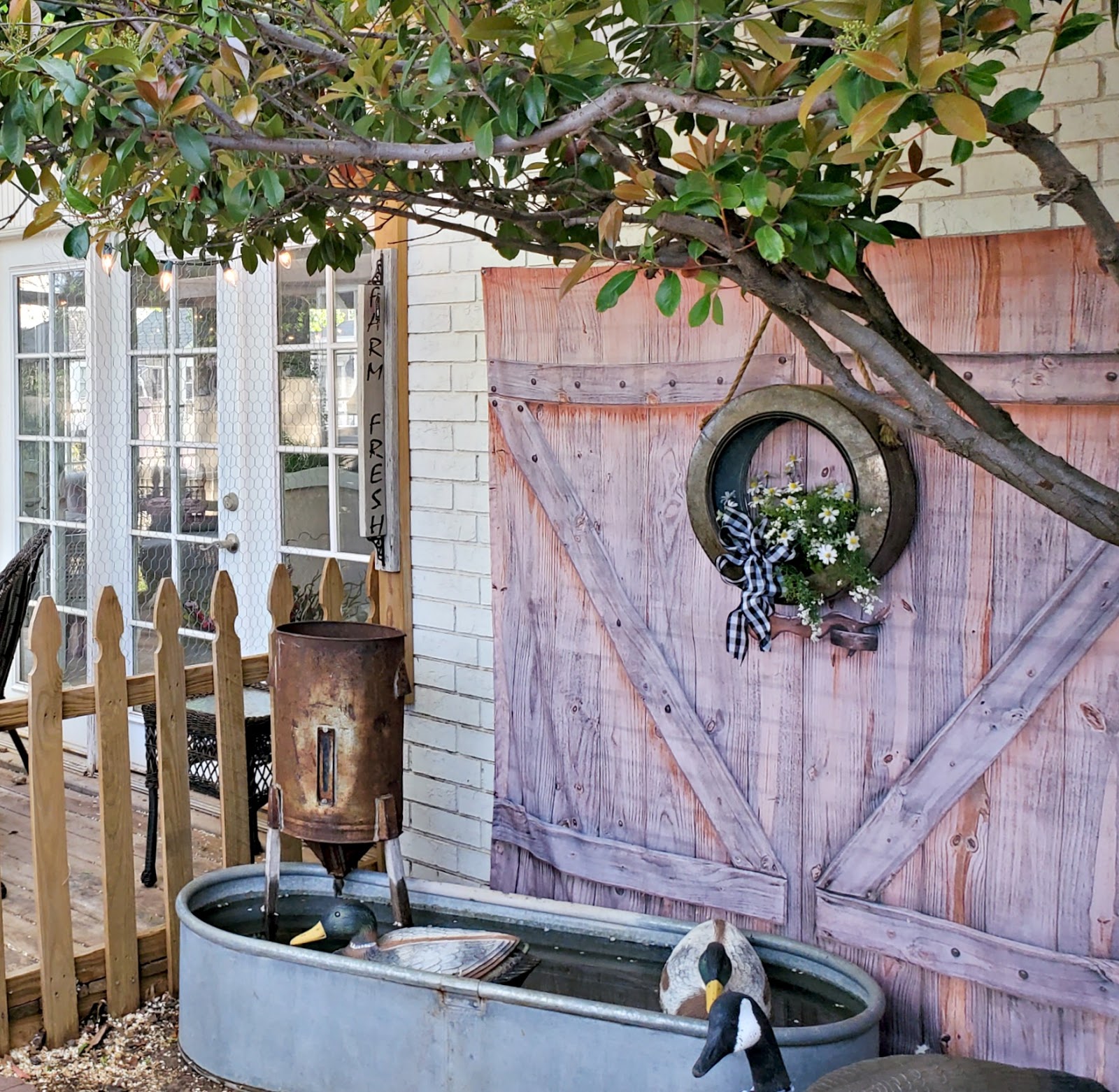 Penny's Vintage Home: Some New Personality for a Neglected area of the Yard