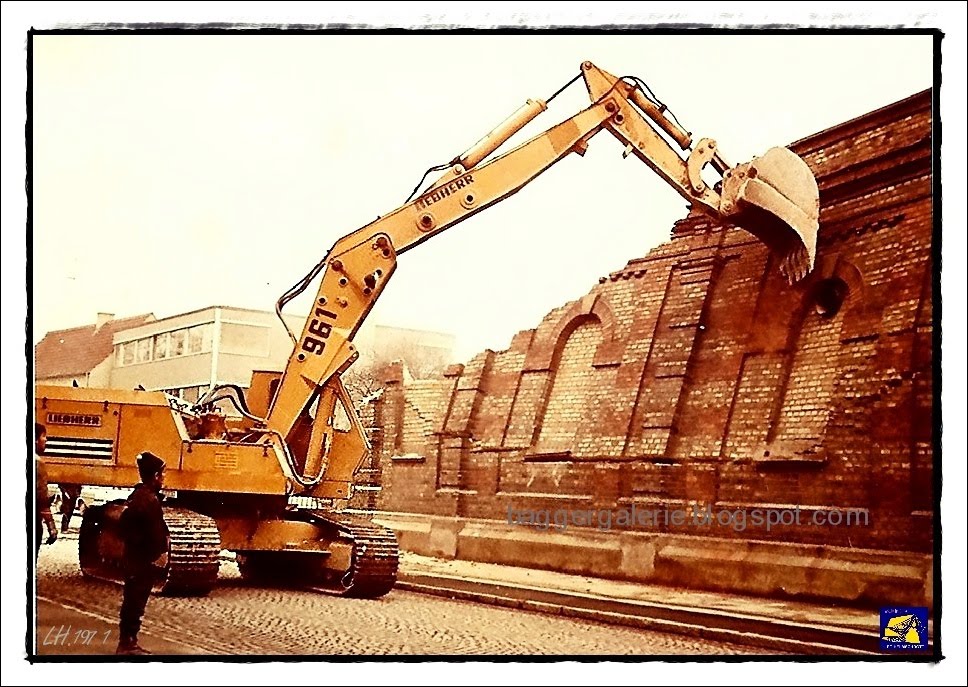 Bagger Galerie Construction Machines: Liebherr R961 Excavator ...
