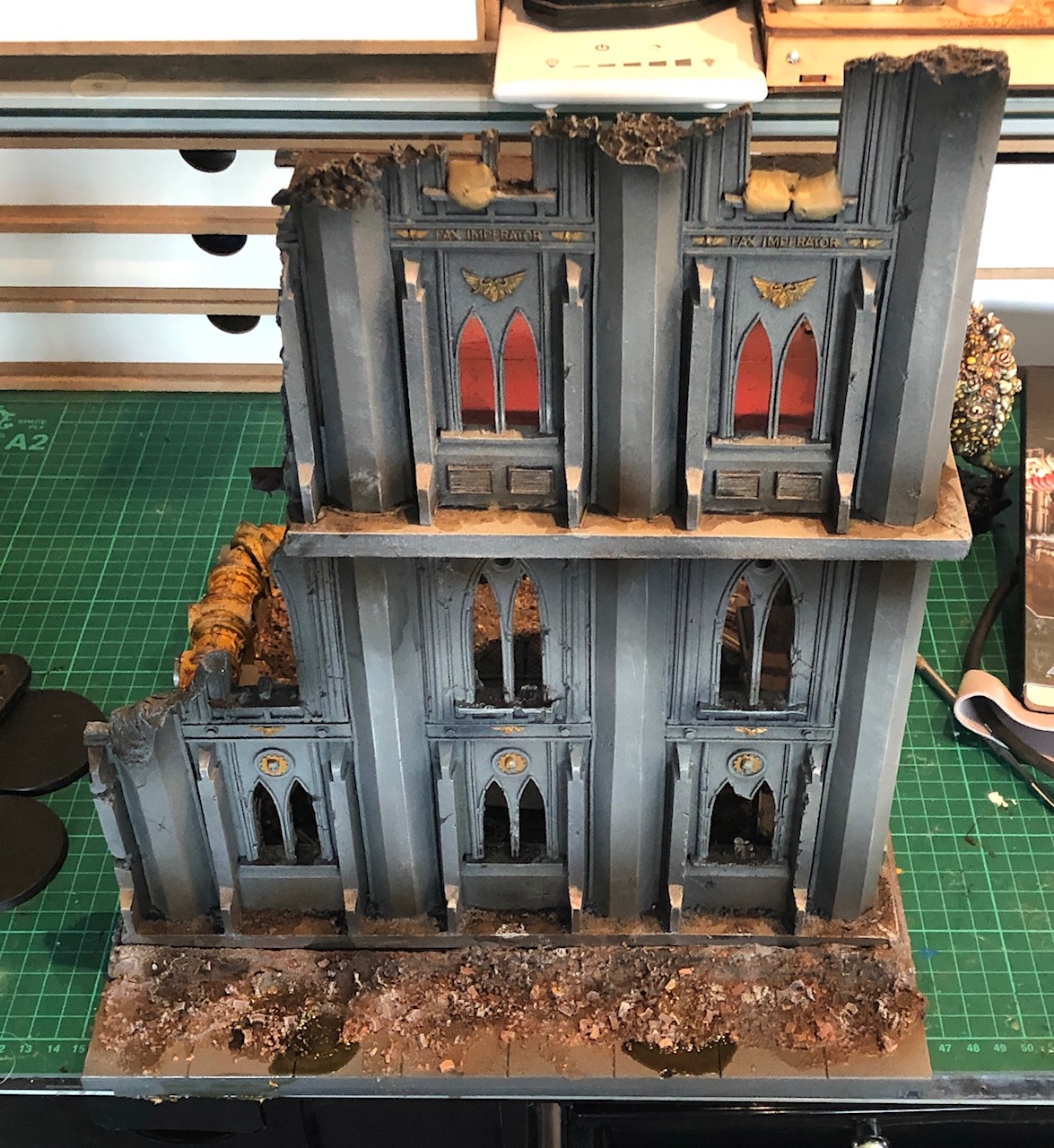 Fields of Blood: 40K Terrain - Ruined Tank Factory