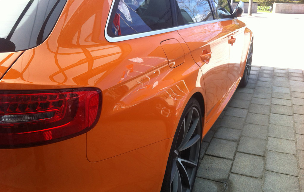 Audi Newz: Vision: La nouvelle RS4 Avant dans une teinte Orange