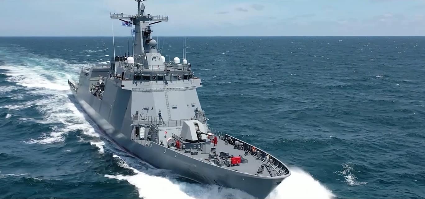 THAIDEFENSE-NEWS: BRP JOSE RIZAL NOW IN THE PHILIPPINES RARE FOOTAGE