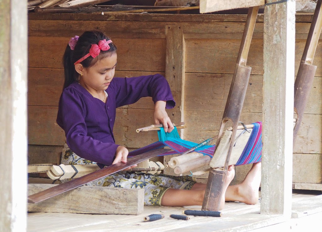 Menjajaki Bumi suku Baduy beserta Biaya