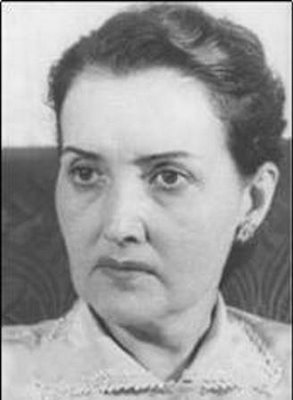 tarea2: Biografia de " CLAUDIA LARS"