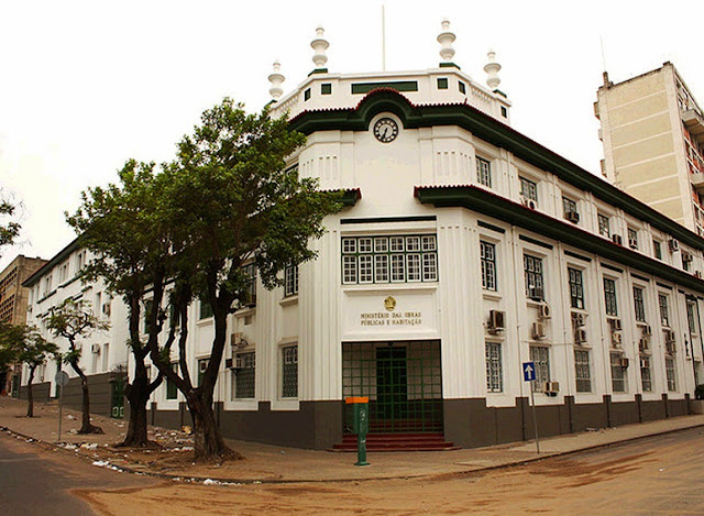 Edifício das Obras Públicas de 1925 em Maputo, Moçambique