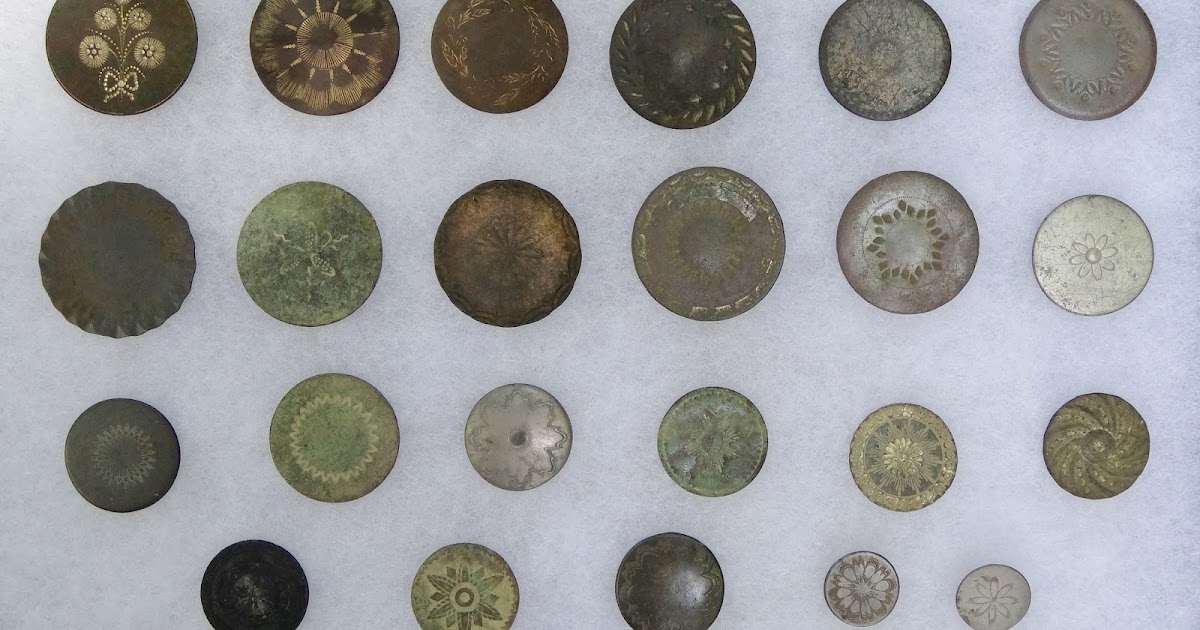 Contemporary Makers: 18th Century Decorative Buttons