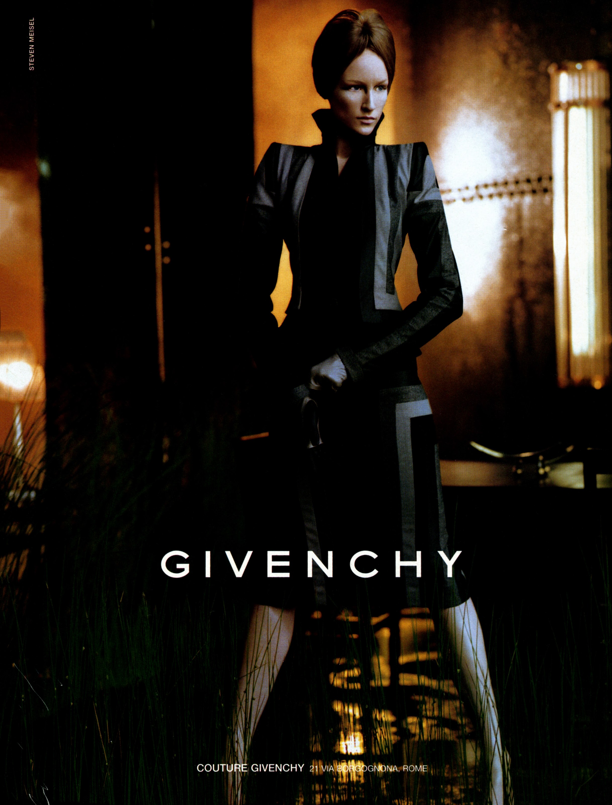 CAMPAIGNS: GIVENCHY FW 1998