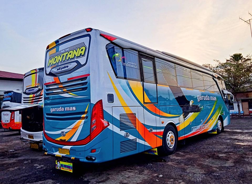 Gambar Foto Bus Garuda Mas Terbaru (Tingkat DD, SHD Jetbus, dll ...