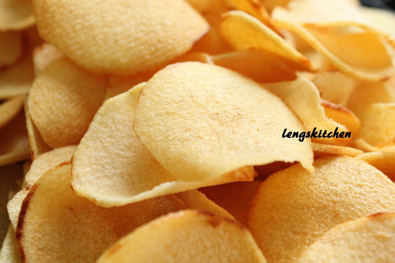 Kitchen Chaos: Ngaku (Arrowhead) Chips 炸芽菇饼 - Chinese New Year Series