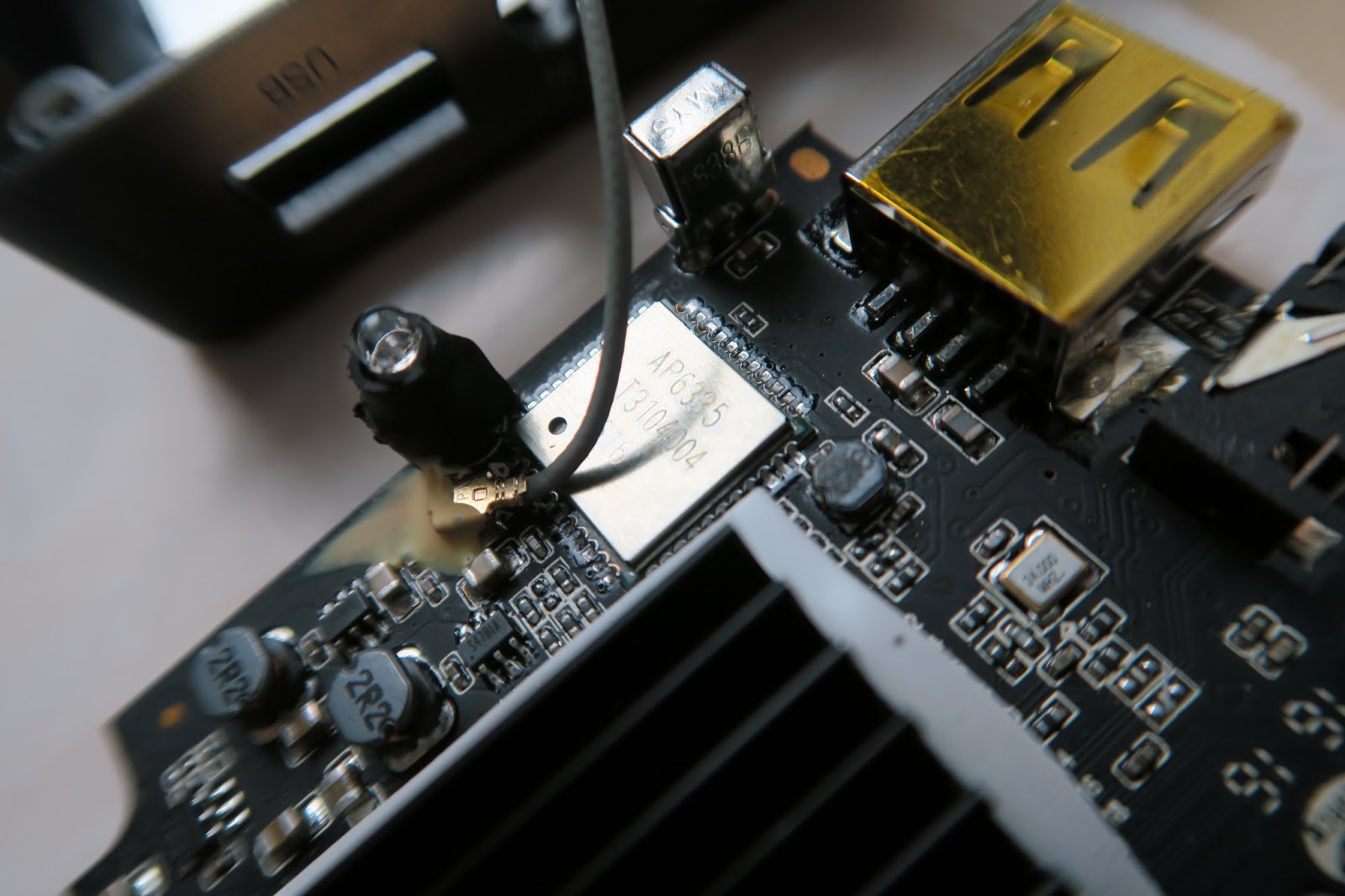 A Minha Casa Digital: Unboxing e Teardown: WeTek Hub