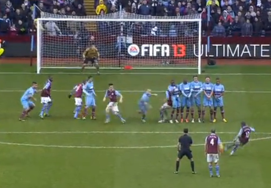 Hong Kong Referee: Clattenburg's Consistent Crouch and the Usual ...