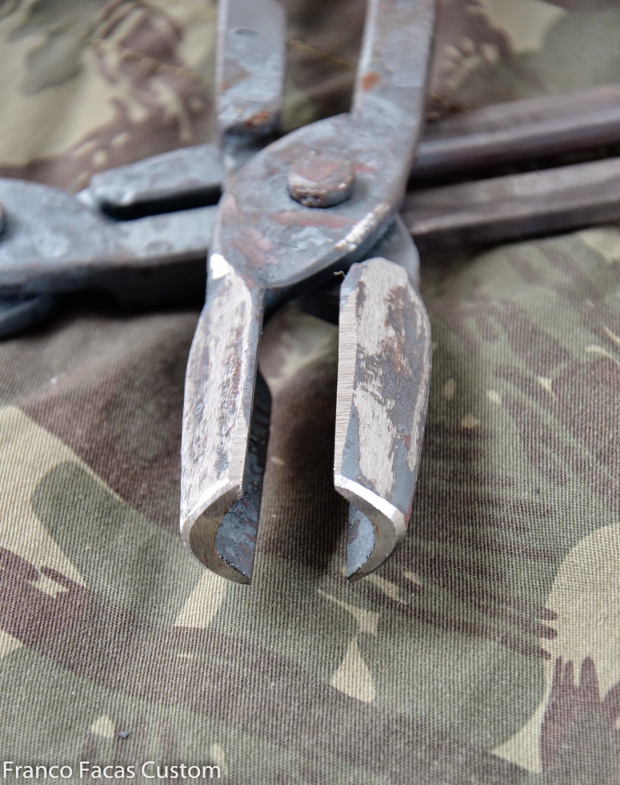 Franco Facas Artesanais: Tenazes