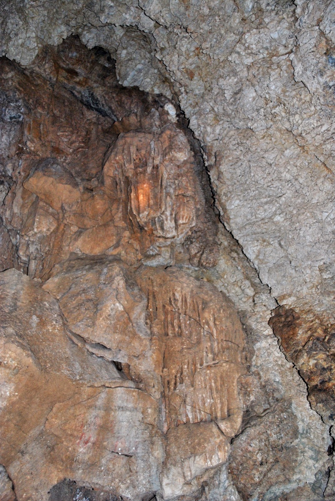 HelleniCaving