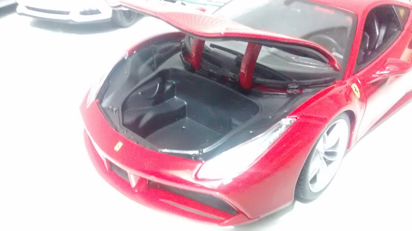 Garagem do Paulo Sípoli: Ferrari 388 GTB 1/18