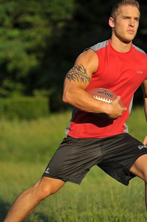 Eyecons: MODEL MONDAY: STEVE KUCHINSKY