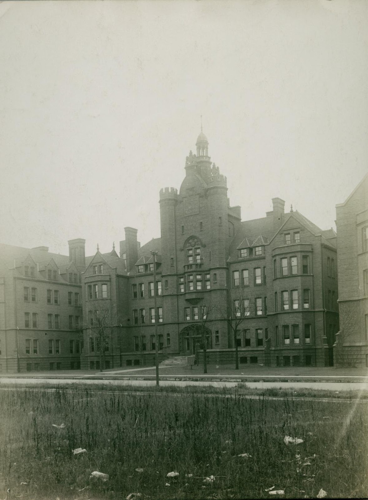 The Digital Research Library of Illinois History Journal™ : The Chicago ...